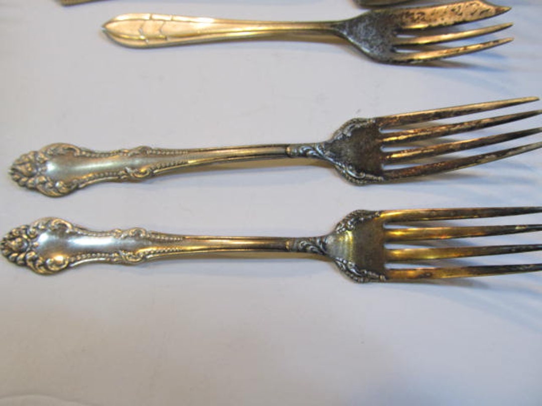 Pr Wm a Rogers Silverware Antique Flatware Forks Appetizer Utensils ...