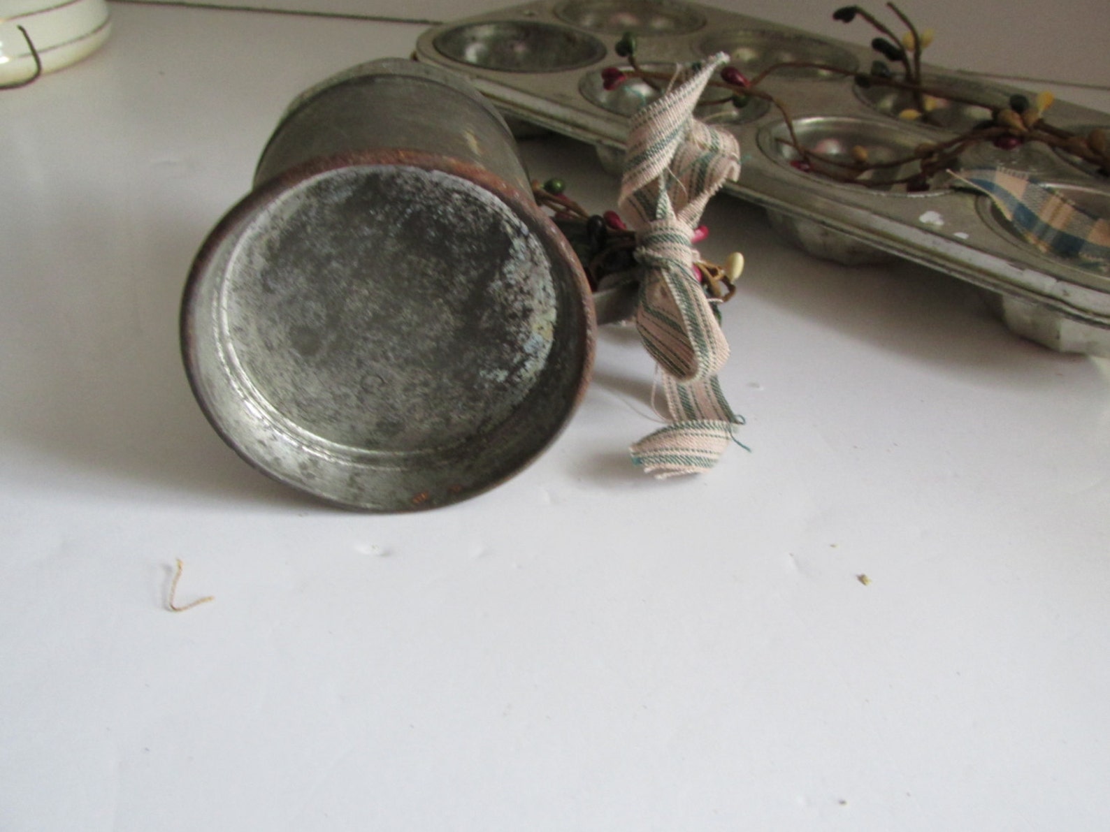 Antique Primitive Kitchen Decor Tin Cups Prim Decor Rusty Tin | Etsy