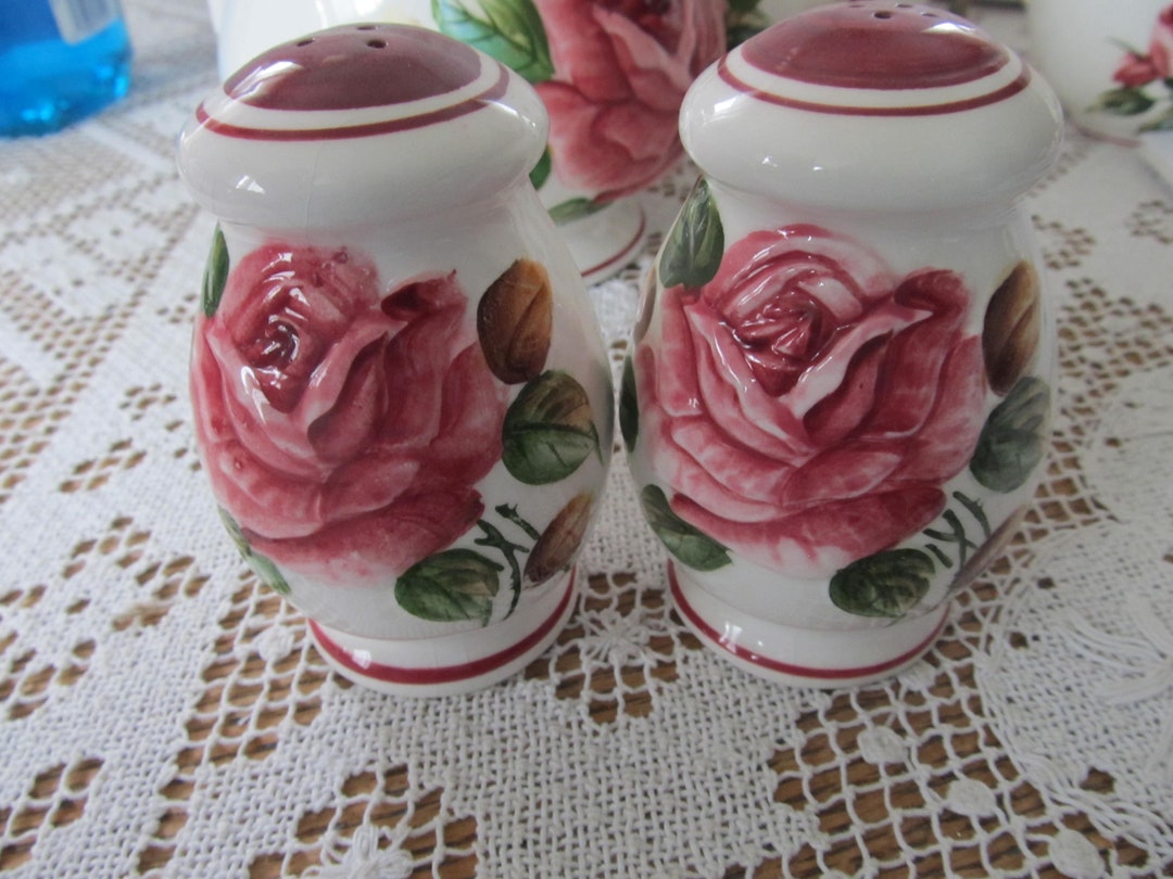 955 Lefton Americana Rose Pattern Salt Pepper Lefton China Regal Rose ...