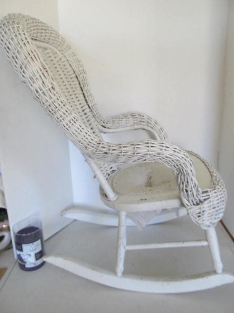 Childs Antique White Wicker Rocking Chair Childrens Rocking Chair Wicker Chair Girls Room Decor Wicker Rocking Chair for Kids Furniture Etsy