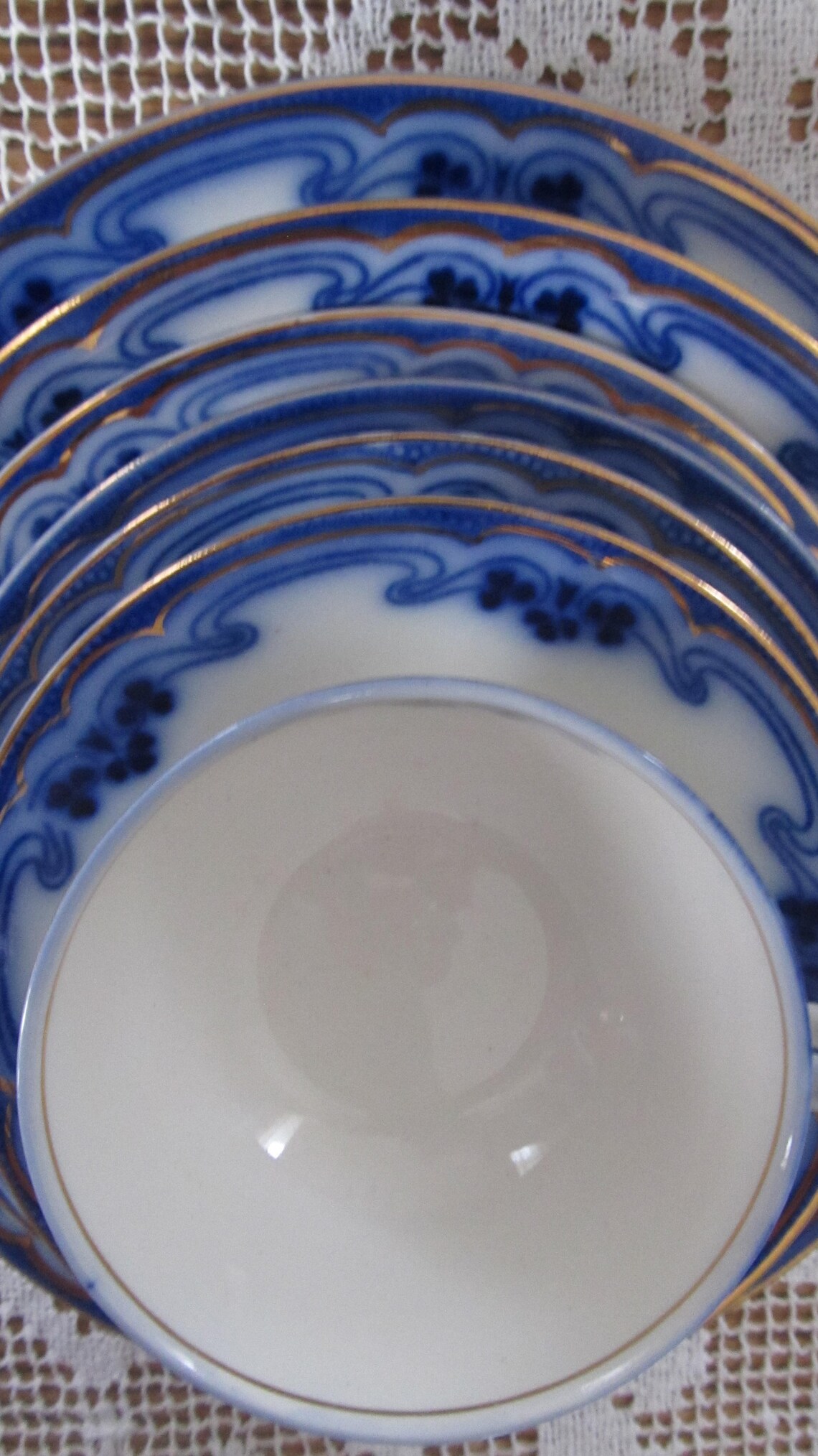 Stunning Flow Blue Dinnerware Set Large Flow Blue Set Grindley Idris ...