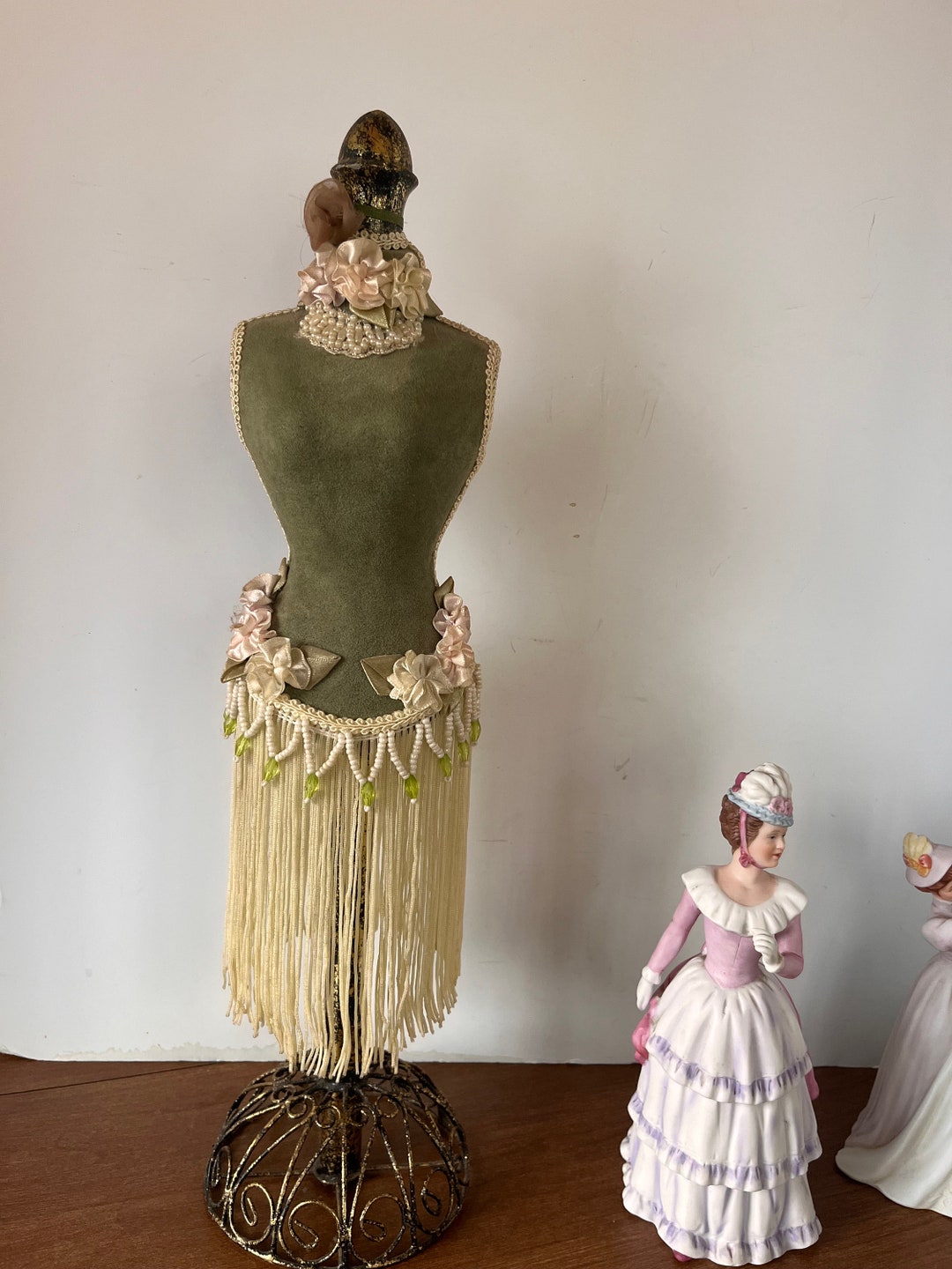 Maniquin Woman Bust Lady Bust Green Velveteen Boudoir Decor Victorian ...