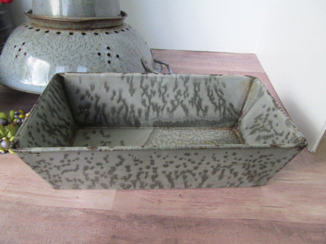 Lovely Enamelware Bread Pan Gray Granite Ware Bread Pans Loaf - Etsy