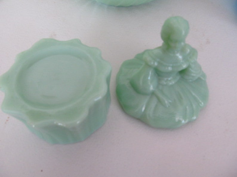 Moser Jadeite COLONIAL WOMAN Powder Jar Half Doll Powder Jar - Etsy