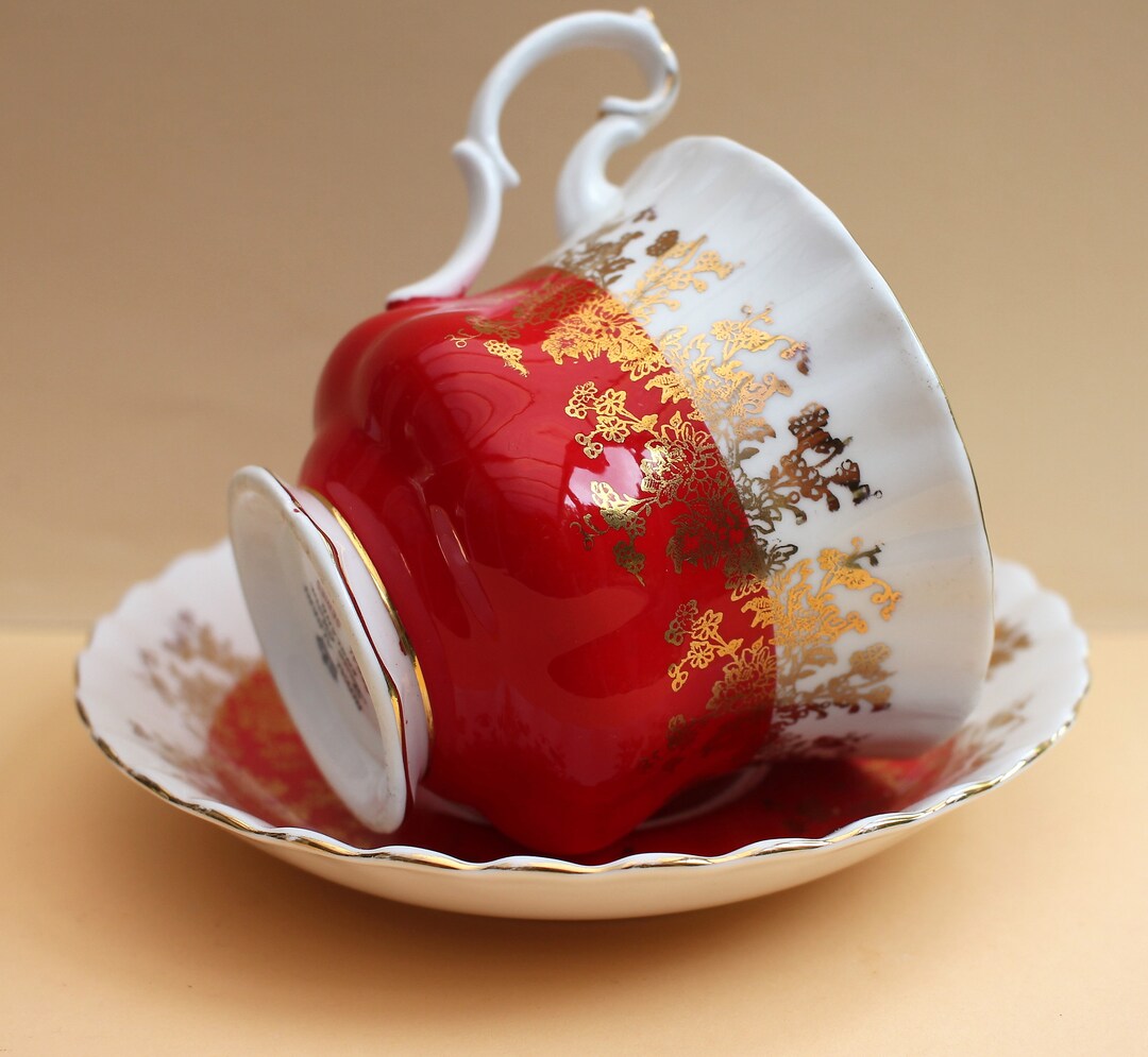Vintage Bone China Royal Albert Red & Gold Cup and Saucer 4396/made in ...