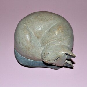 Vintage Hand Carved Wooden Delightful Cat Napping/figurine - Etsy