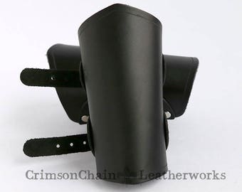 Medium brown plain bracers by Crimson Chain Leatherworks SCA | Etsy