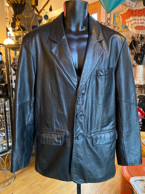 vintage black authentic leather - Gem