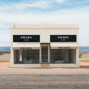 Marfa Picture, Marfa Photo, Famous Fashion Art Installation in Marfa ...