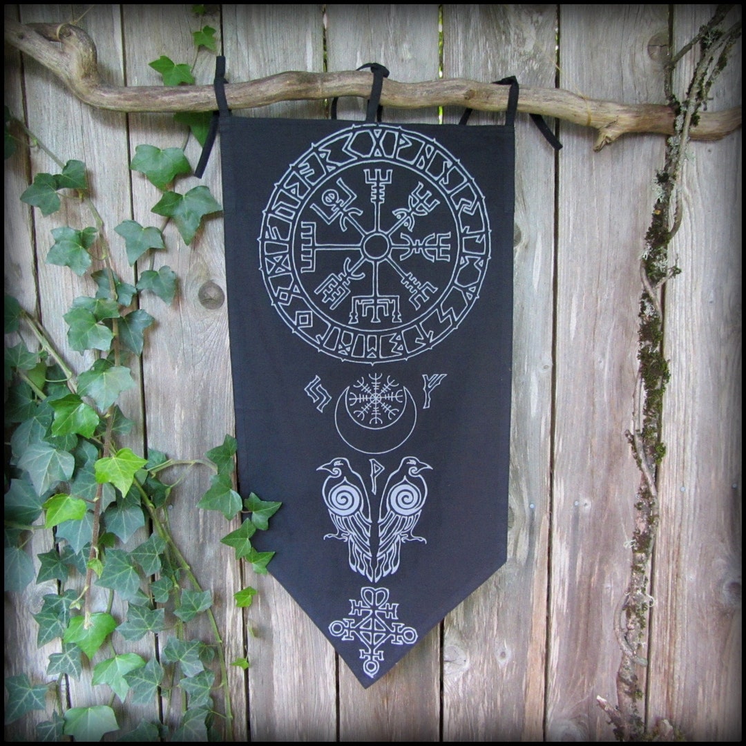 Yule Gift, Vegvisir Viking Banner, Runes Wall Hanging, Helm of Awe Flag ...