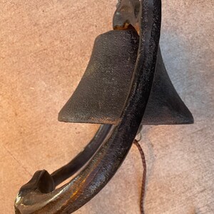 Ranch Dinner Bell Vintage Rustic Cast Iron Cow Bell Primitive Foundry ...