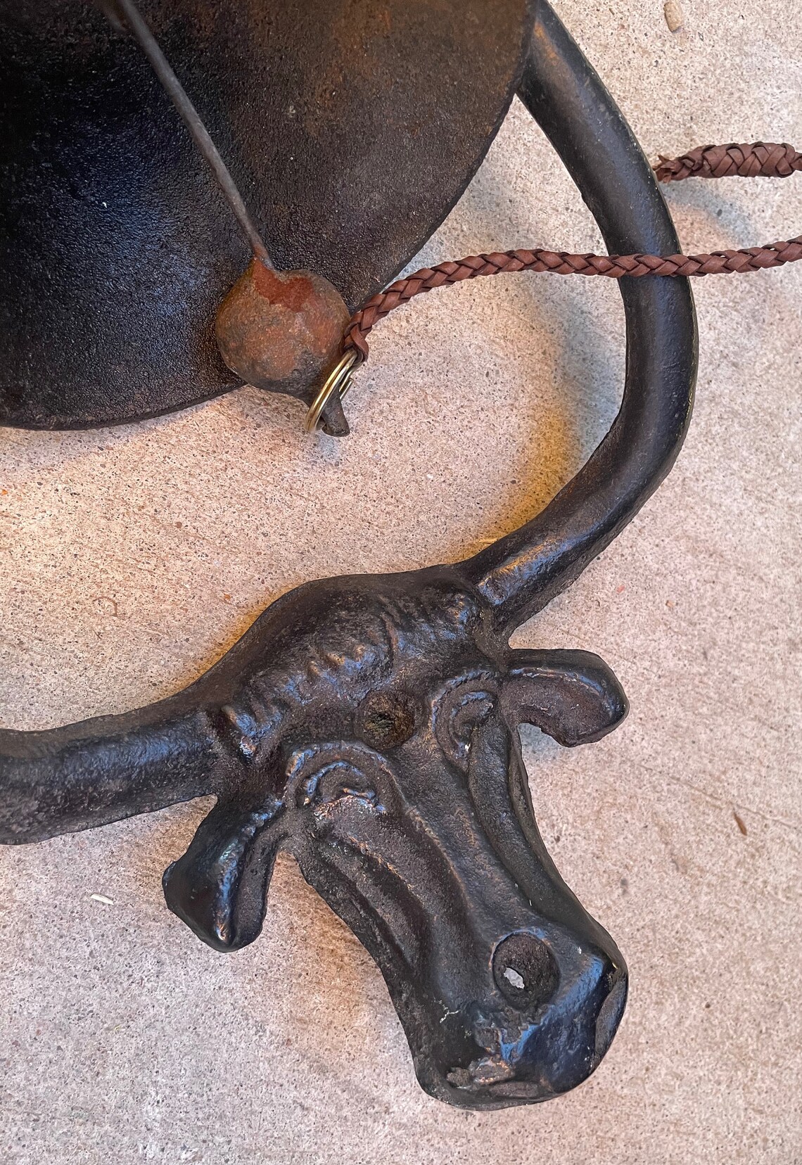 Ranch Dinner Bell Vintage Rustic Cast Iron Cow Bell Primitive Foundry ...