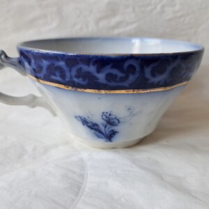 Antique Henry Alcock England Flow Blue TOURAINE 4 Cups, 6 Saucers (c ...