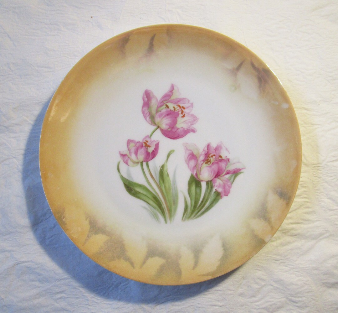 Three Crown China Germany 8" Coupe Plate, Tulips, Luster, Gold Trim (c ...