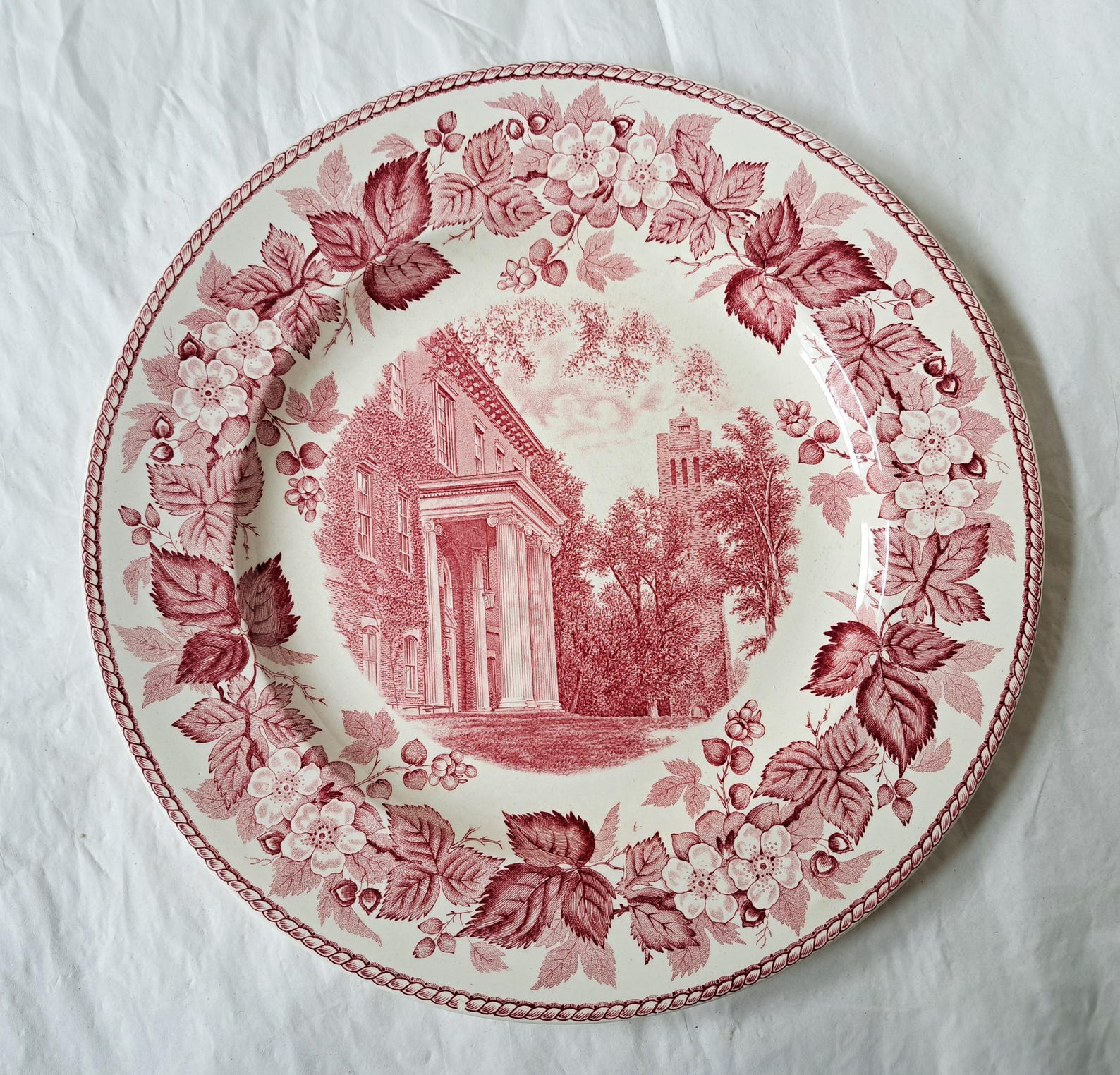 1932 Wedgwood 10-3/8" TUFTS COLLEGE "ballou Hall" Plate, Pink Floral ...