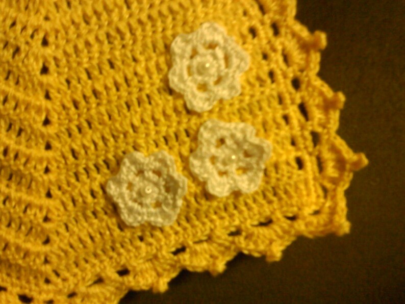 3 Flowers Baby Girl Bib Pattern - Etsy