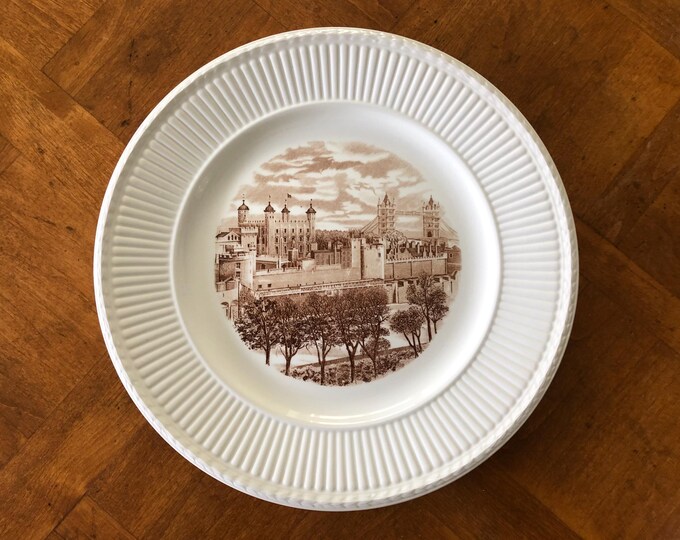 Vintage Wedgwood “old London Views” - Tower of London, 1941 ...