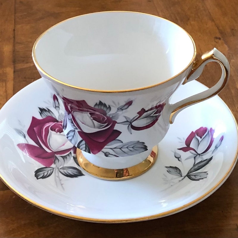 Red Rose Teacup - Etsy