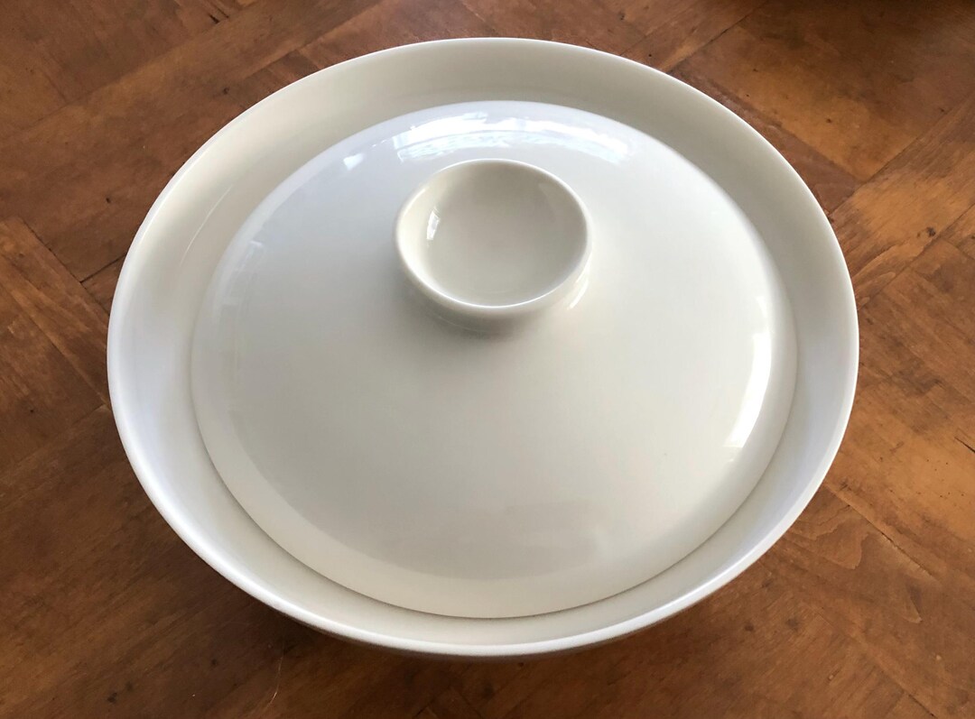 Vintage Castleton China (USA) "museum White" - Round Covered Serving ...