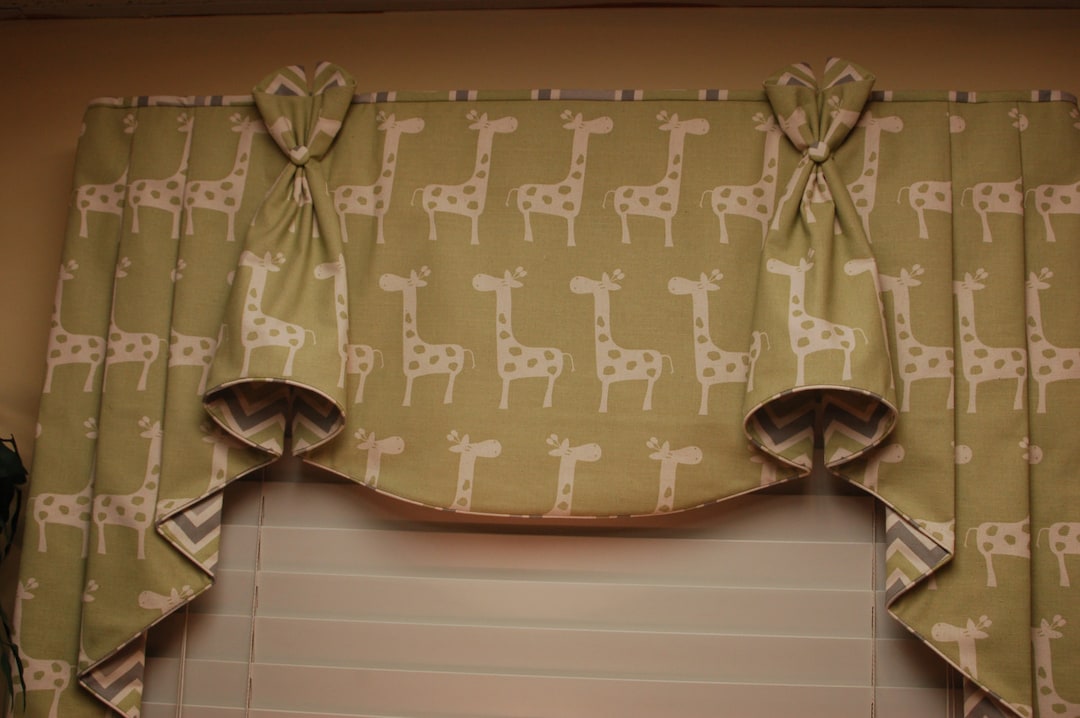 BUNNY EARS Hidden Rod Pocket Valance With Jabots Fits 32"- 44" Window ...