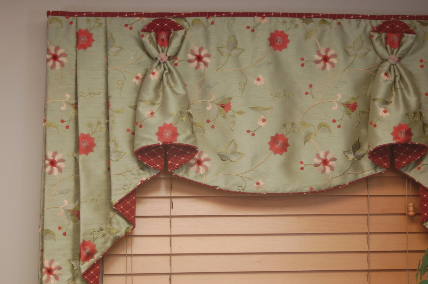 Custom Valance Hidden Rod Pocket With Jabots BUNNY NO EARS - Etsy Canada