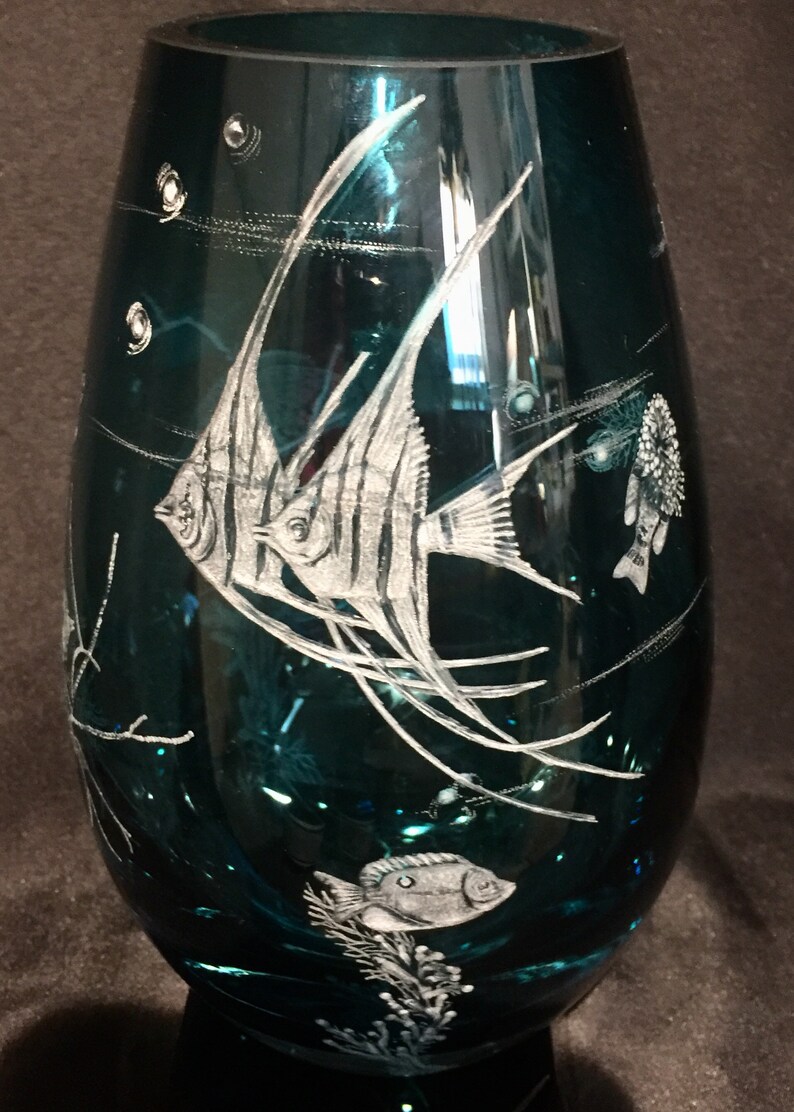 Hand Engraved Coral Fish Vase, Engraved Glass, Glass Engraving, Coral ...