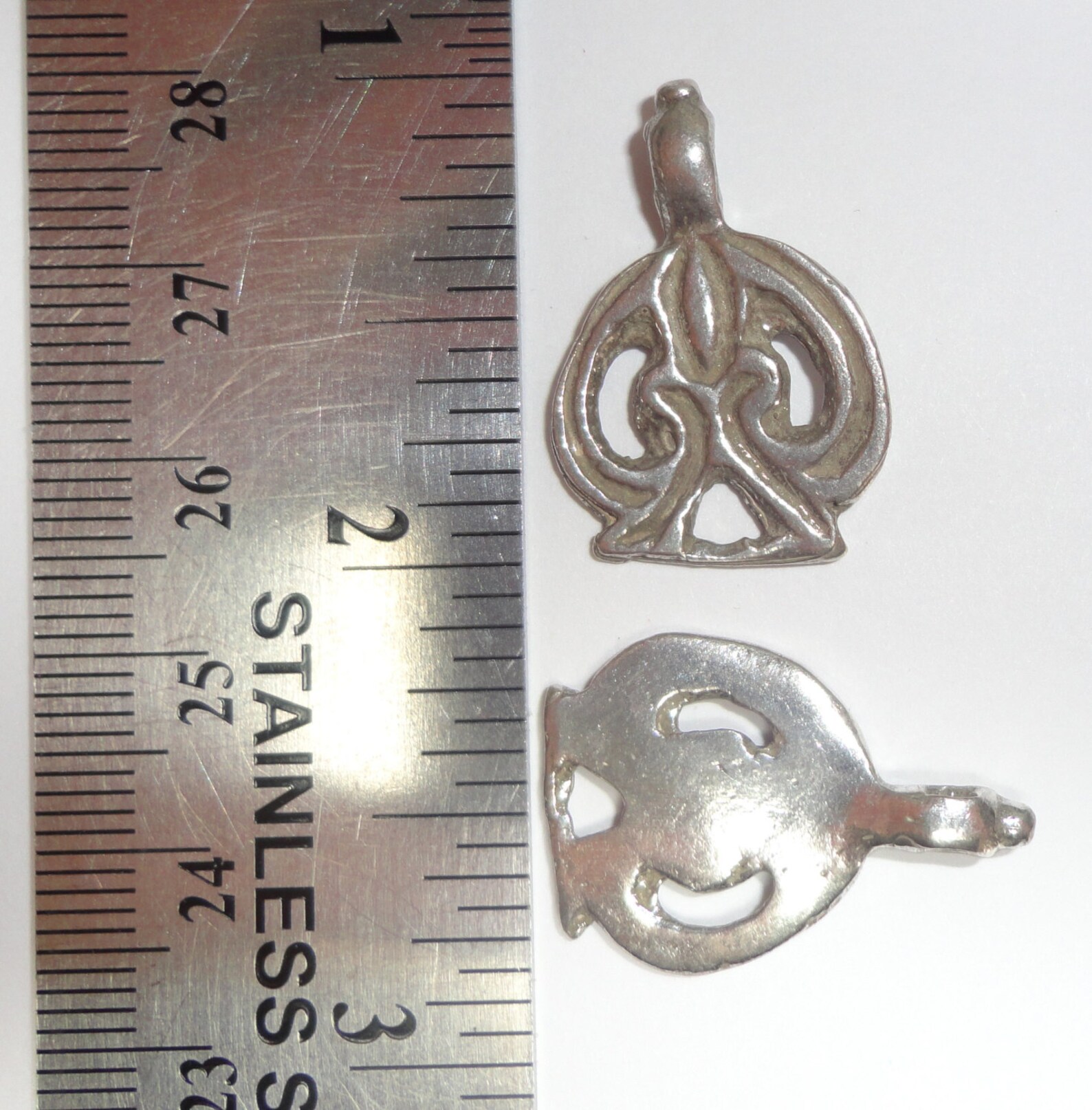 2 SILVER Moroccan Berber Charm Replica Ethnic Tribal Links Earrings ...