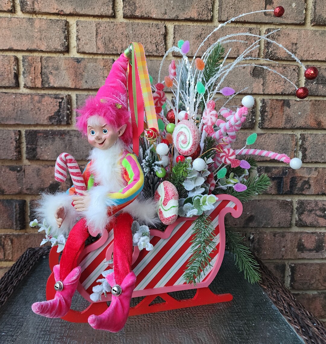 Elf Christmas Centerpiece, Christmas Elves, Christmas Arrangement ...