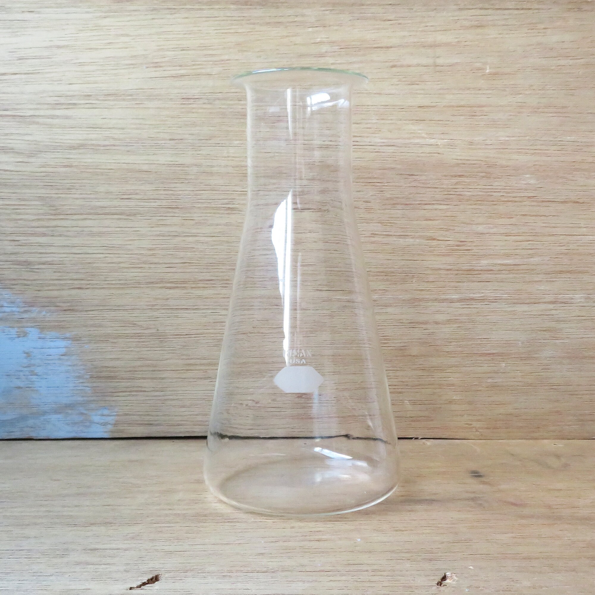 2000 Ml Conical Flask Clipart