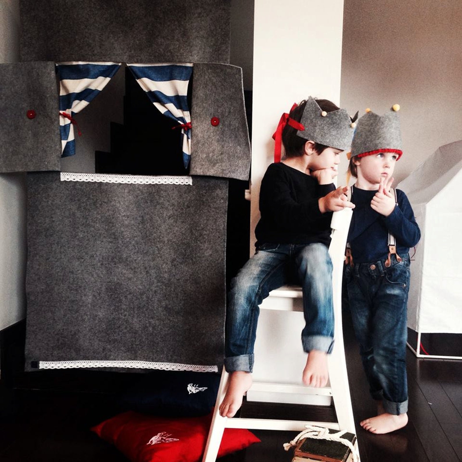 Waldorf Toys Wool Felt Doorway Puppet Theater Puppet Show - Etsy