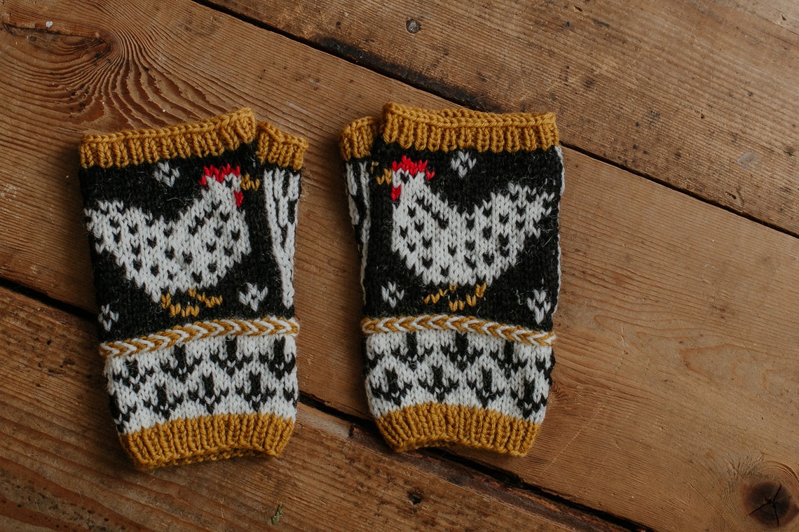 KNITTING PATTERN | Matilda Mitts | Fingerless Mitten | Chicken Mittens ...