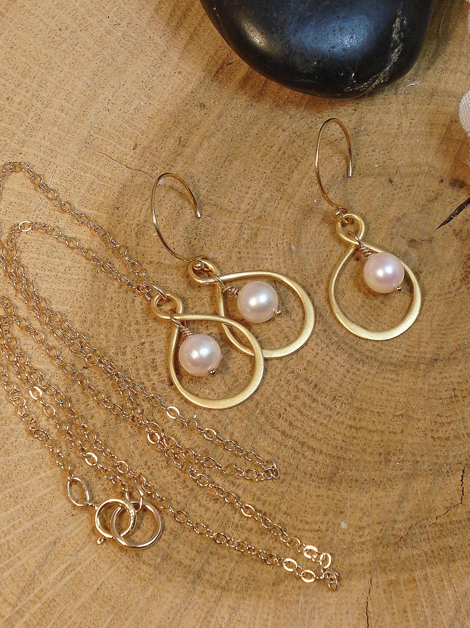 SET Infinity Pearl Necklace and Earring Set 14K Gold Filled | Etsy