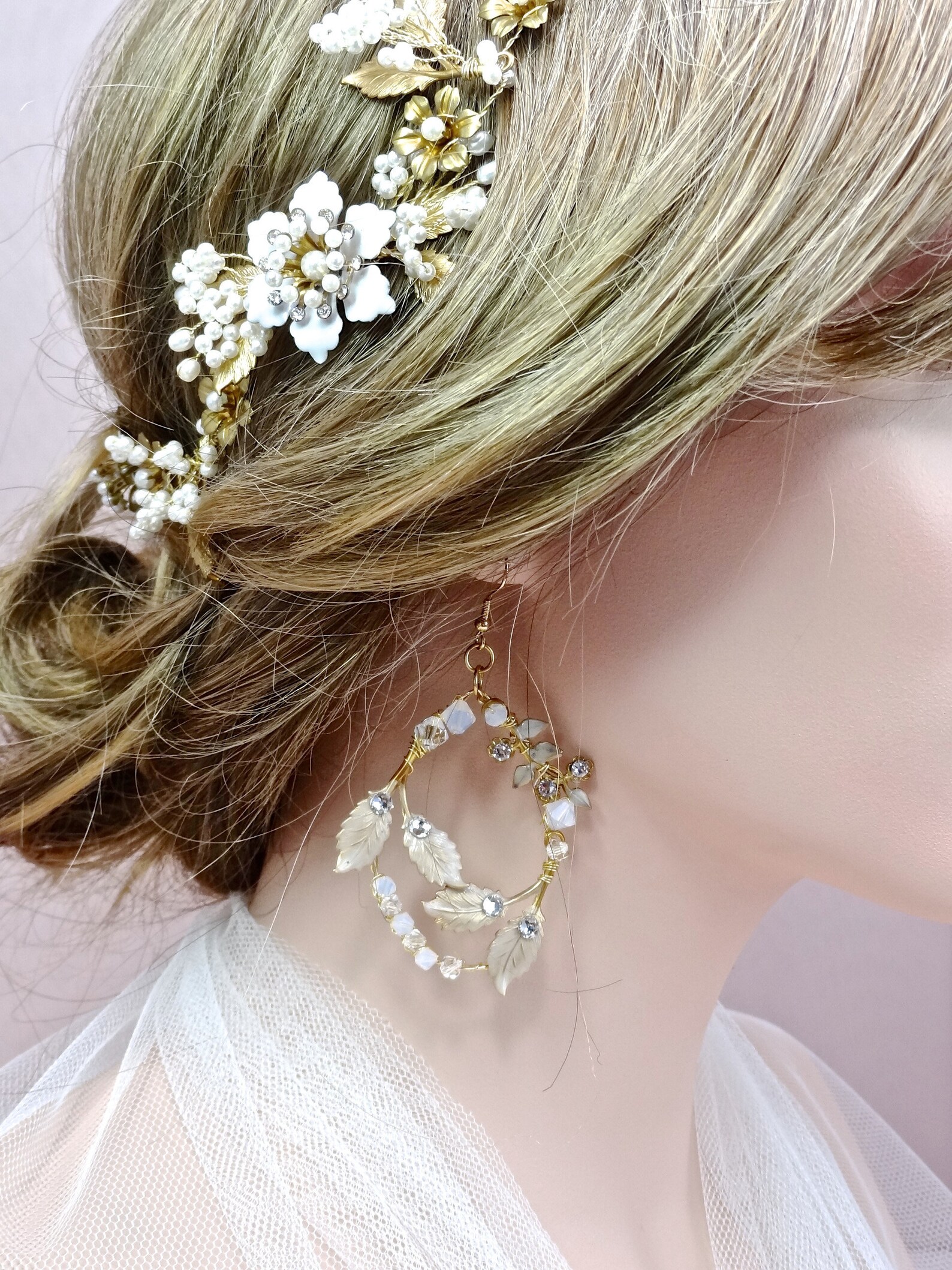 Gold Wedding Earrings Brides Earrings Crystal Bridal - Etsy