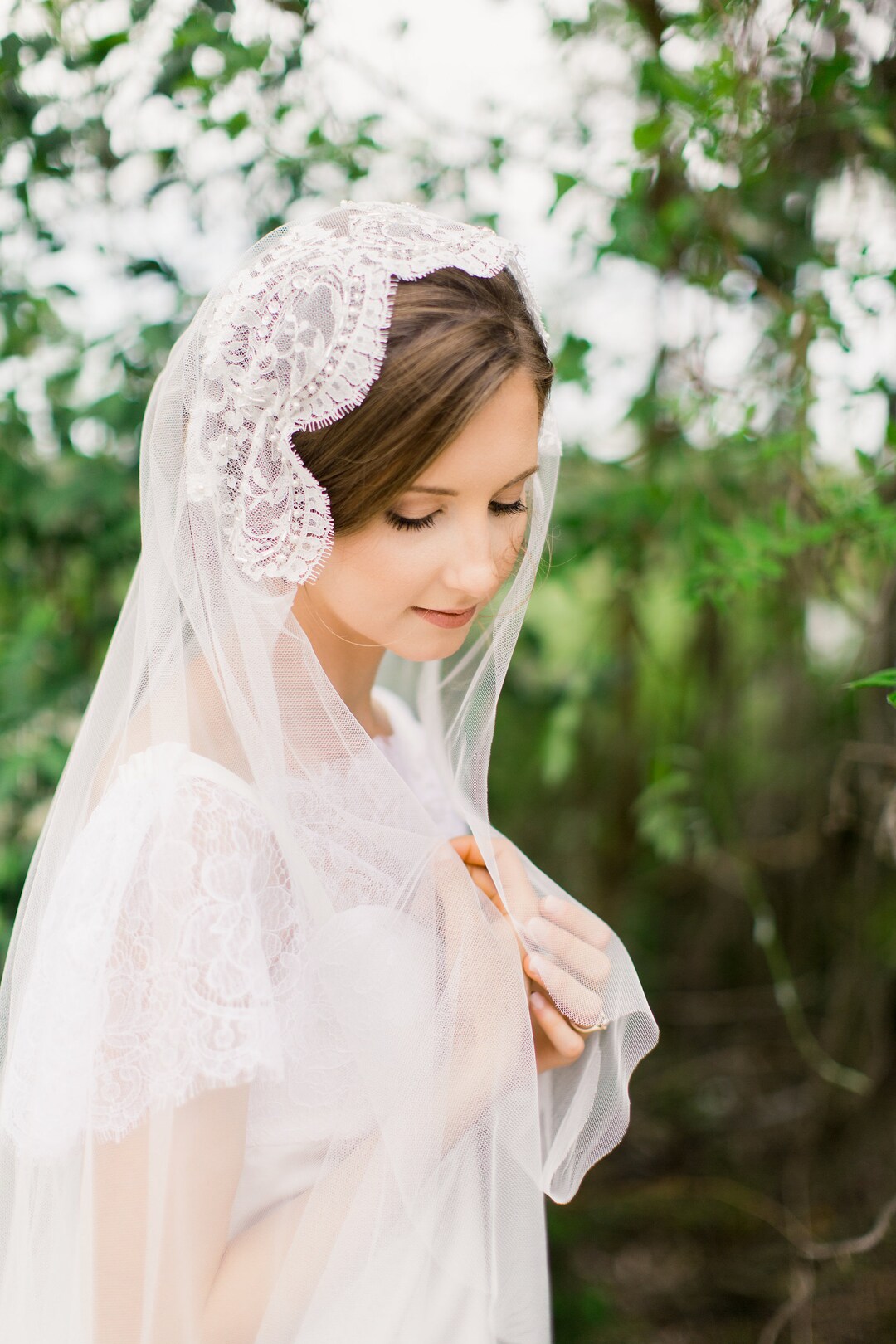Wedding Veil, Juliet Veil, Mantilla Veil Chantilly Lace, Heirloom ...