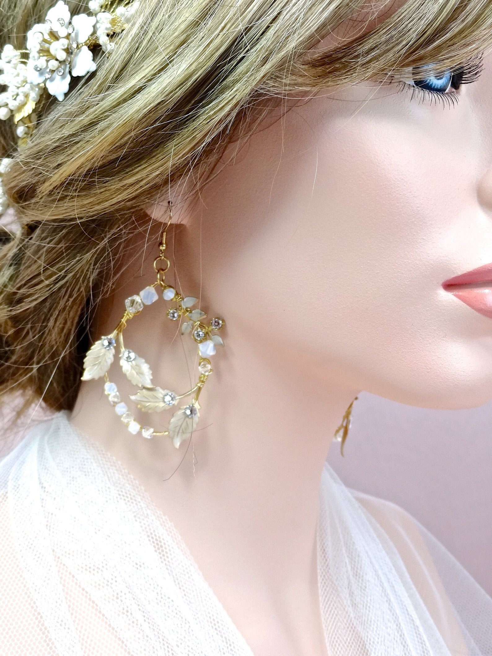 Gold Floral Wedding Earrings, Crystal Bridal Statement Earrings. Style ...