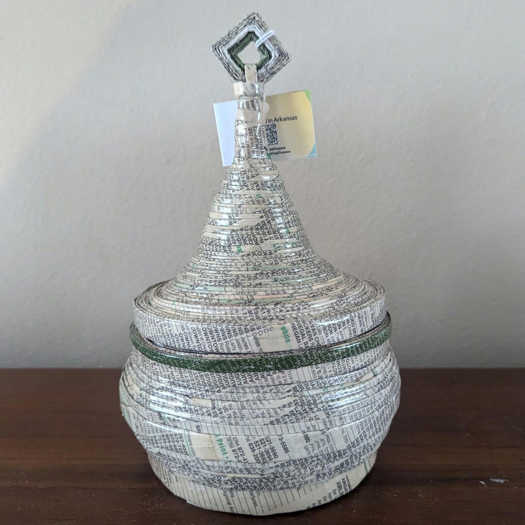 Paper URN / Magazine Pages /vase With Lid / Recycled Paper Craft ...