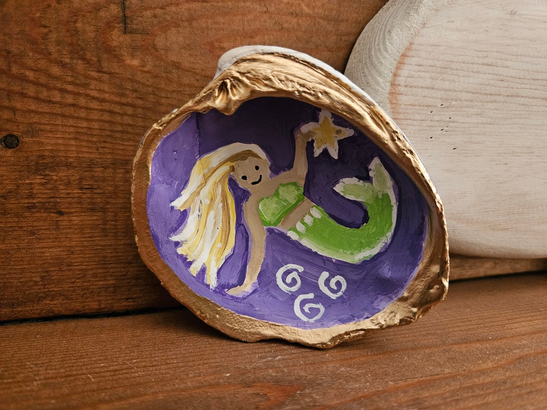 Hand Painted Shell, Mermaid on Shell, Shell Artwork, Painted Seashell ...