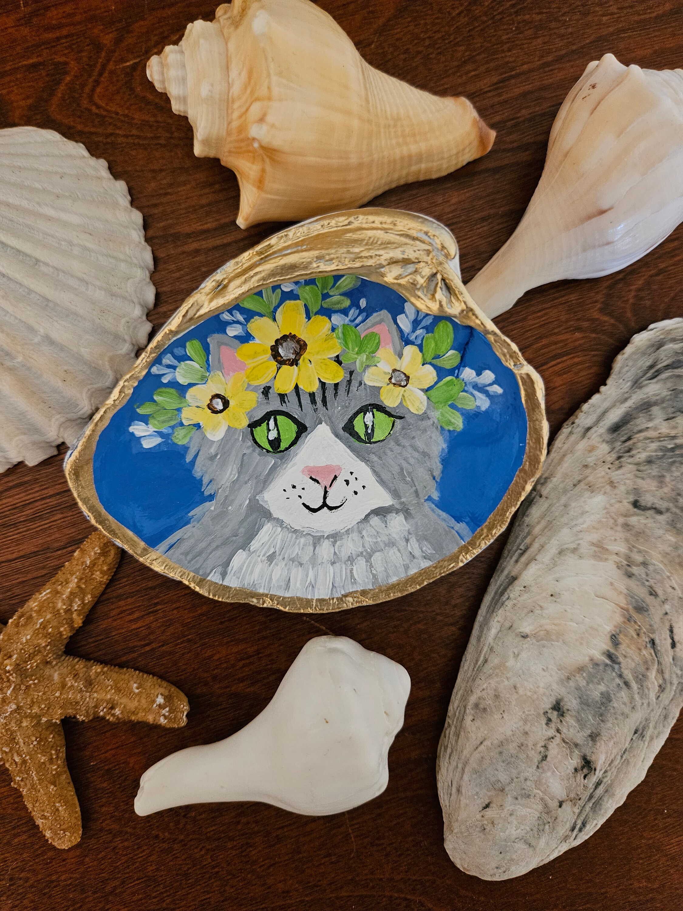 Hand-painted Shell, Artwork on Seashell, Cat Lover, Feline Painting ...