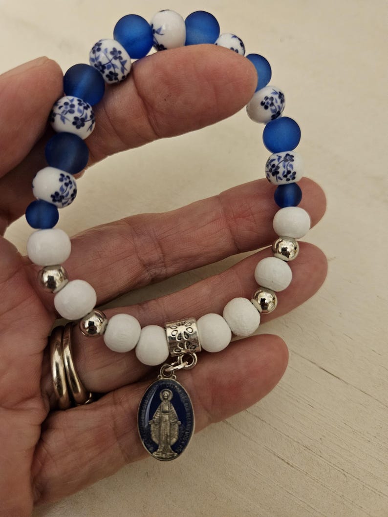 Mother Mary Bracelet, Miraculous Medal, Handmade Virgin Mary Beaded ...