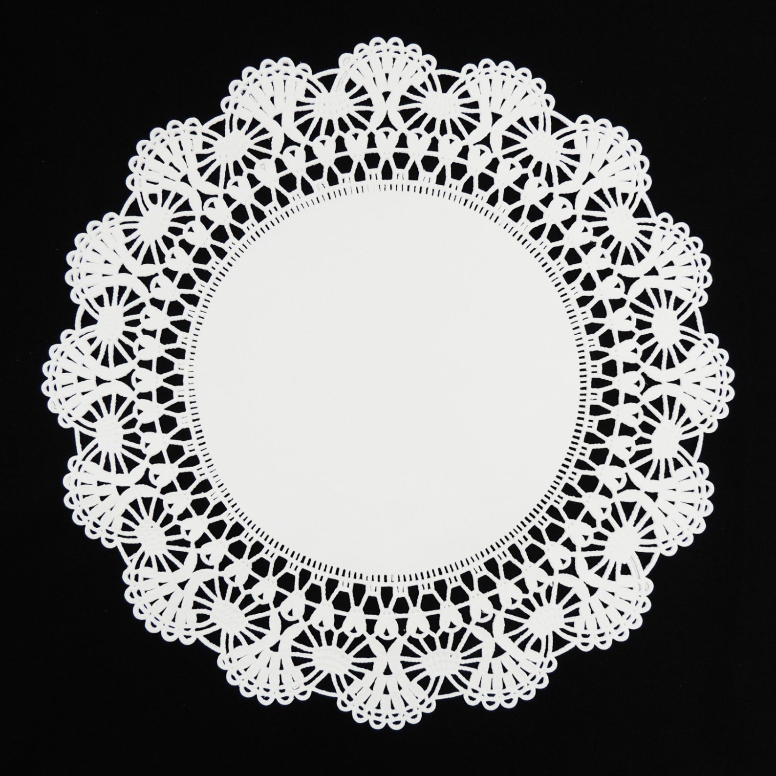 50 - 12" Lacy White Paper Charger | WEDDING CHARGERS | Round White ...