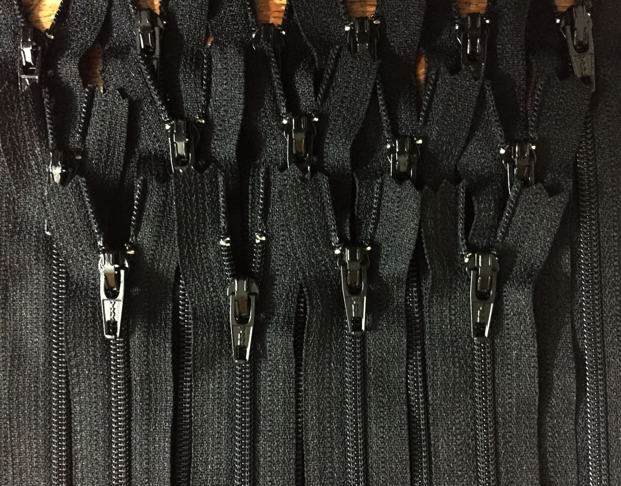 Black Ykk Zippers, Nylon Zippers, Pack of 10 Zips, Wholesale Zippers ...