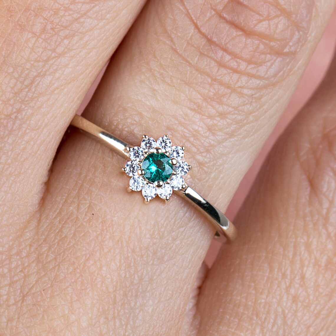 Classic Engagement Ring With Emerald and Diamonds Simple Ring - Etsy