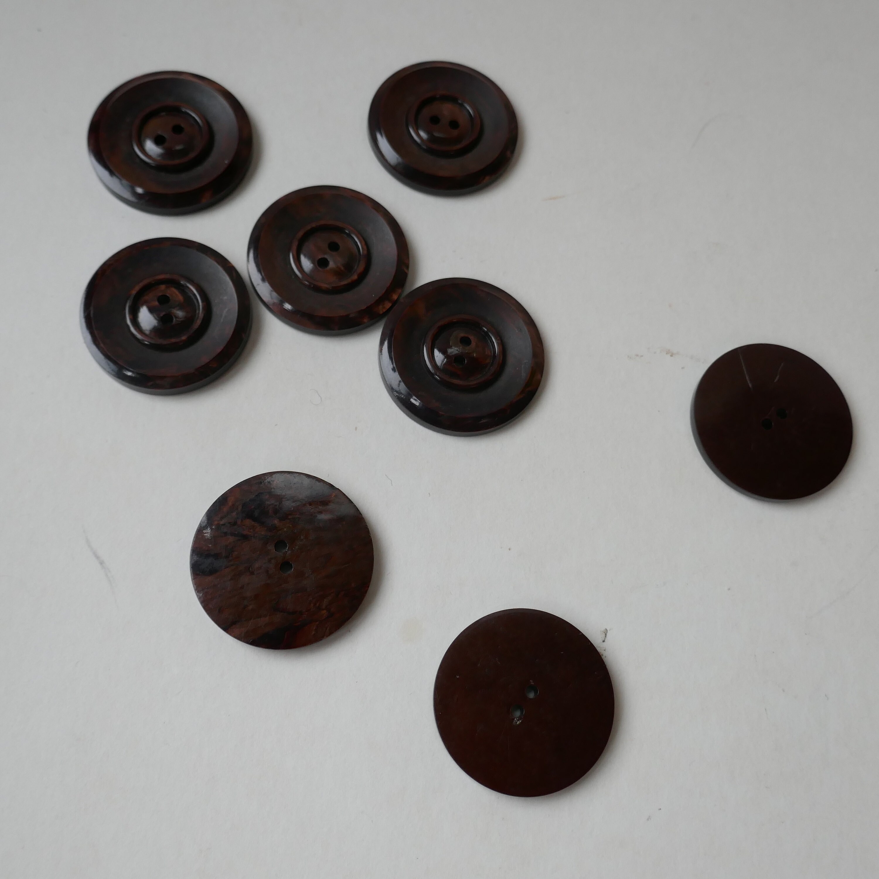 8 Large Sized Early 20th Century VINTAGE Brown Plastic Buttons 3.2 Cm ...