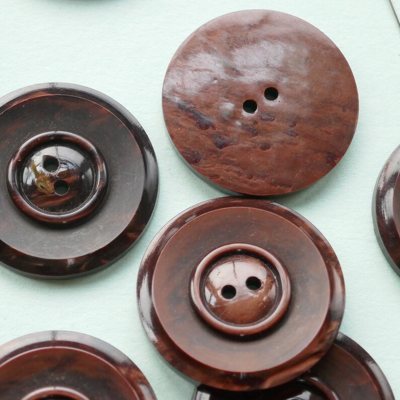 8 Large Sized Early 20th Century VINTAGE Brown Plastic Buttons - 3.2 Cm ...