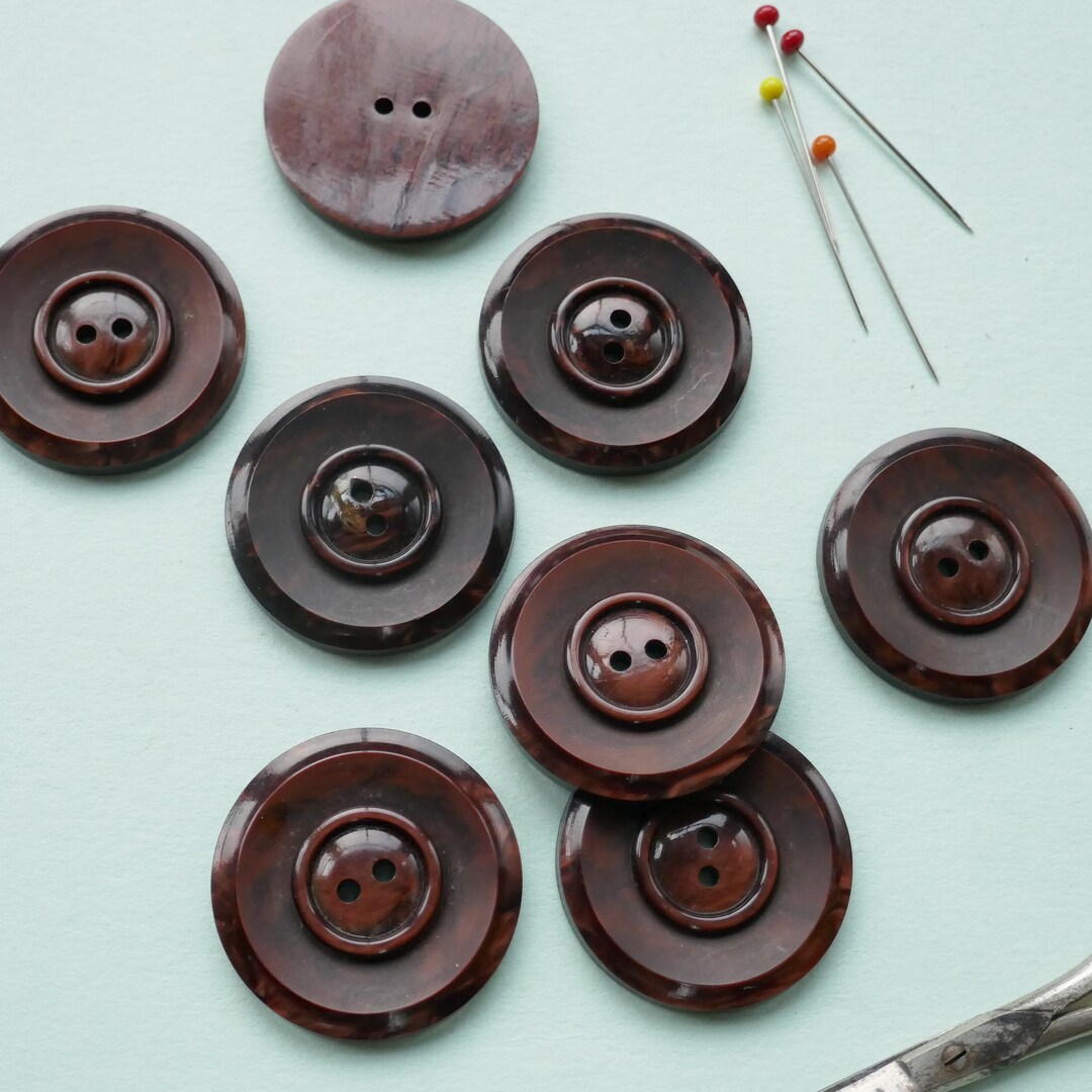 8 Large Sized Early 20th Century VINTAGE Brown Plastic Buttons - 3.2 Cm ...