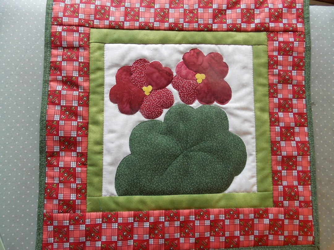 Mini Wall Quilt With Geranium - Etsy