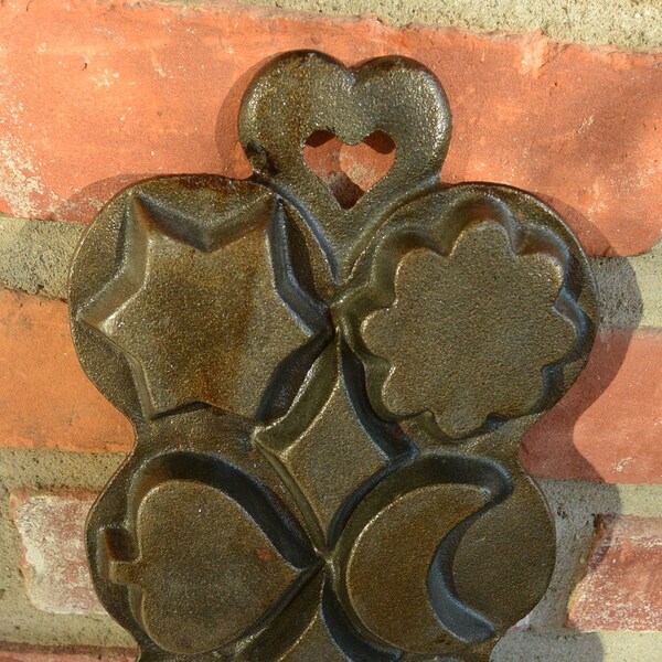 Cast Iron Shapes Pan - Etsy