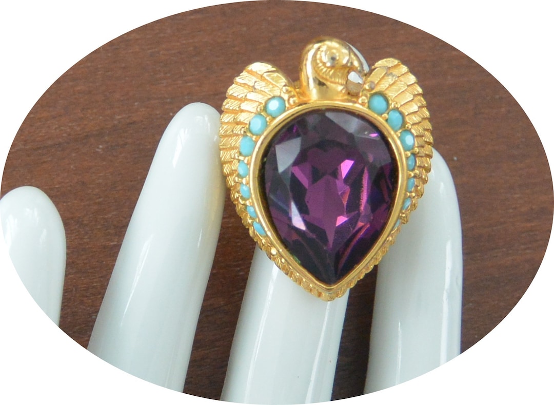 Elizabeth Taylor Falcon Ring: UNUSED, Signed, 22K Gold Overlay ...