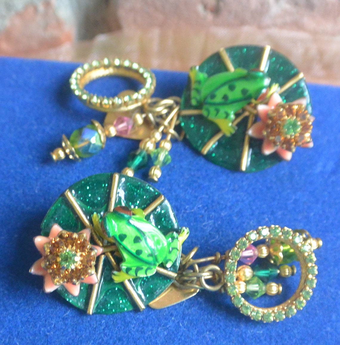 Lunch at the Ritz Earrings Signed Frogs/lily Pads Pierced - Etsy