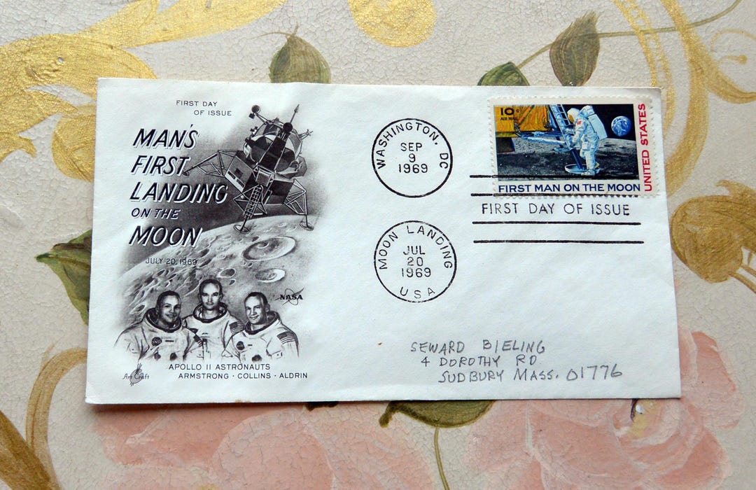 1969 First Man on Moon US Stamp & Envelope - First Day of Issue ...